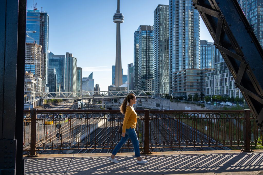 Toronto - Osler, Hoskin & Harcourt LLP